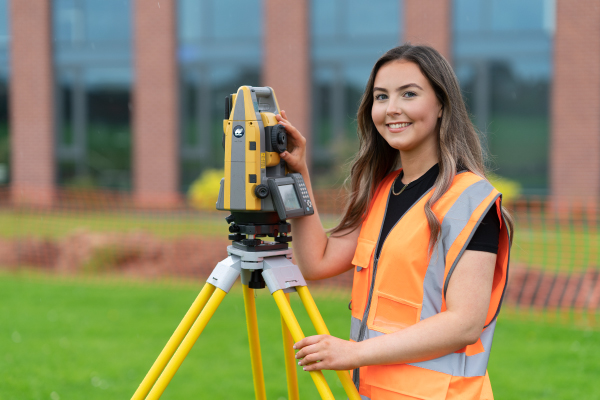 Graphic and Digital Design - Cronton