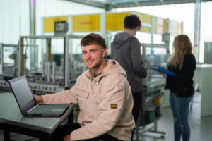 Professional Engineering - Level 3 Extended Diploma - Cronton