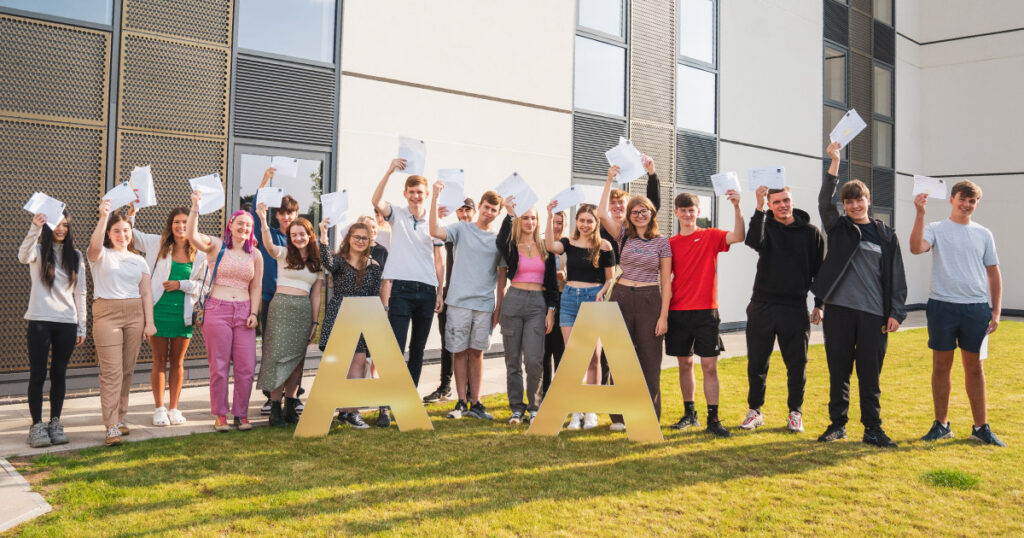 Congratulations to the Class of 2023 at Cronton Sixth Form College! - Cronton
